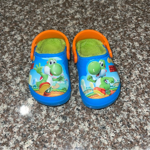 CROCS | Shoes | Crocs Kids Crocs Fun Lab Lined Yoshi Clog | Poshmark